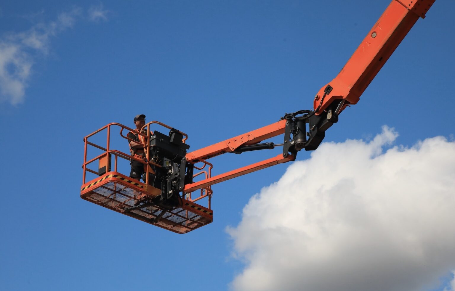 Powered Access Hire - National Service | Mainline Hire